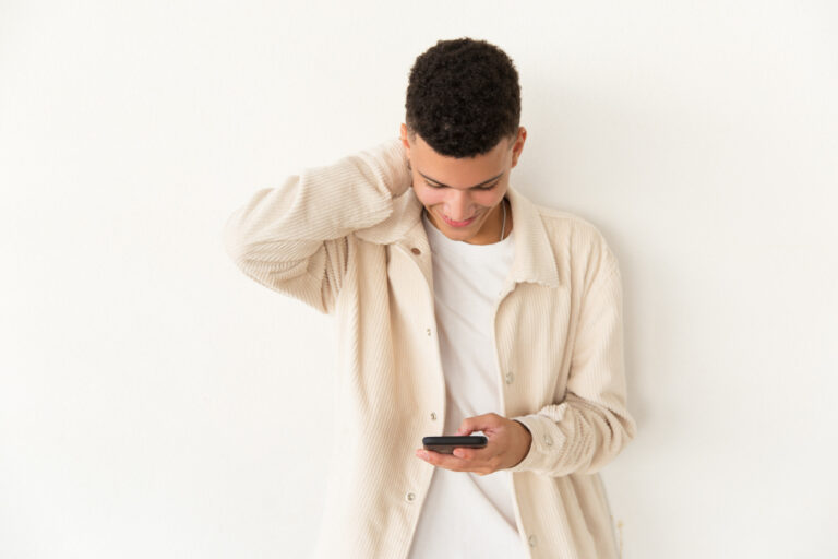 Text Neck Syndrome: What is Text Neck Syndrome? Know More